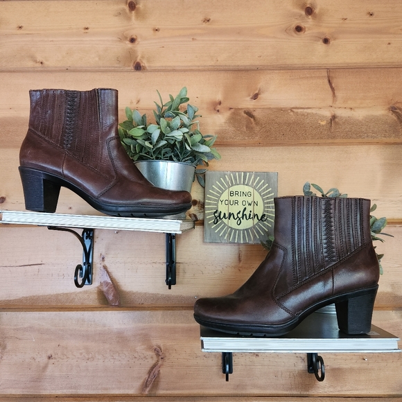Clarks | Shoes | Clarks Bendables Brown Leather Heel Ankle Boots Square ...